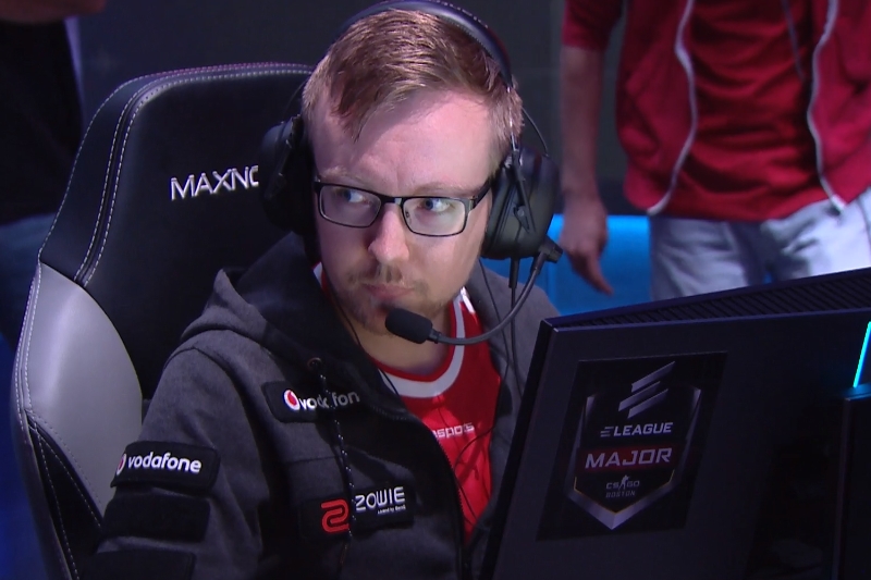 Com oskar e chrisJ brilhando, mouz trucida Vega e fica muito perto da ...