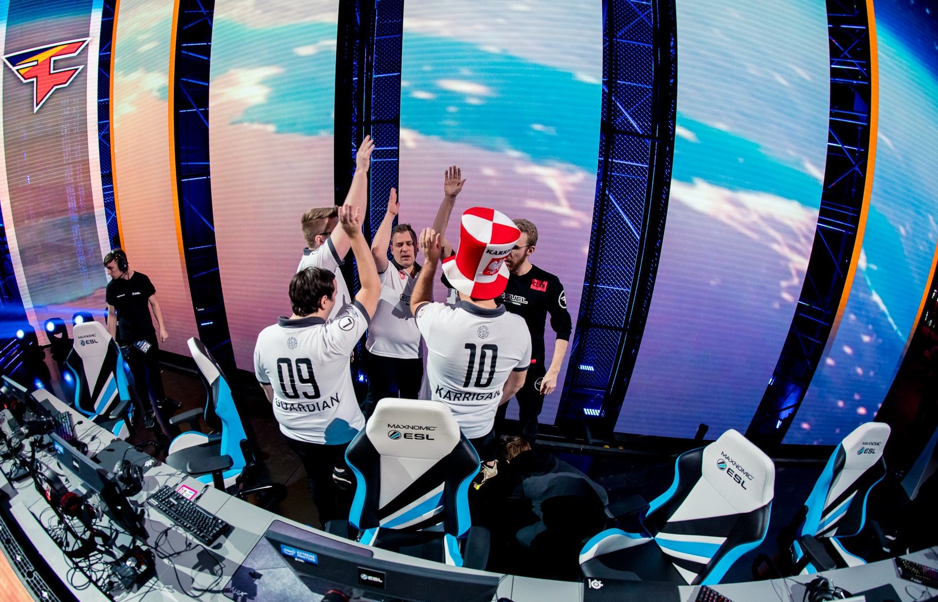 FaZe é cirúrgica, derrota Astralis e garante vaga na final da Intel Extreme Masters Katowice ...