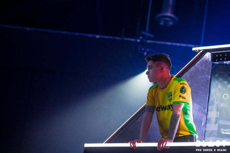 Com altos e baixos, MIBR fica no empate com a FaZe pela BLAST Pro ...