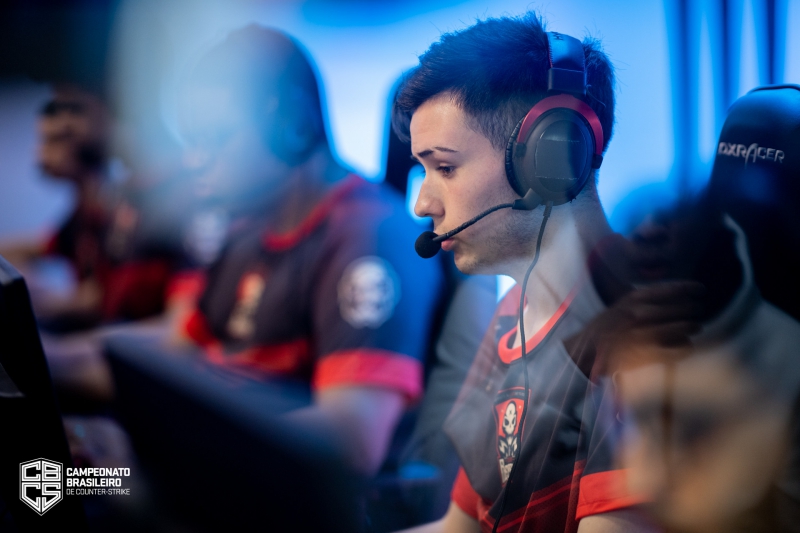 Evidence anuncia keznit como complete | DRAFT5 - Notícias e Coberturas CS