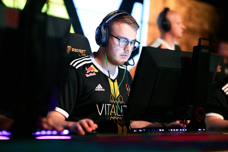 "Não diria que me arrependo de não ter assinado com a FaZe", afirma ...