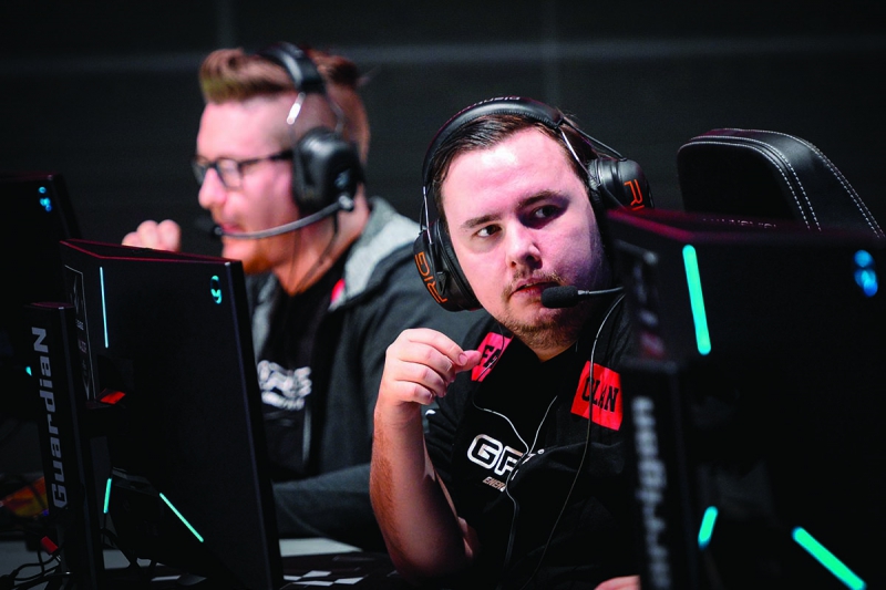 GuardiaN jogará a FLASHPOINT pela Dignitas no lugar de hallzerk ...