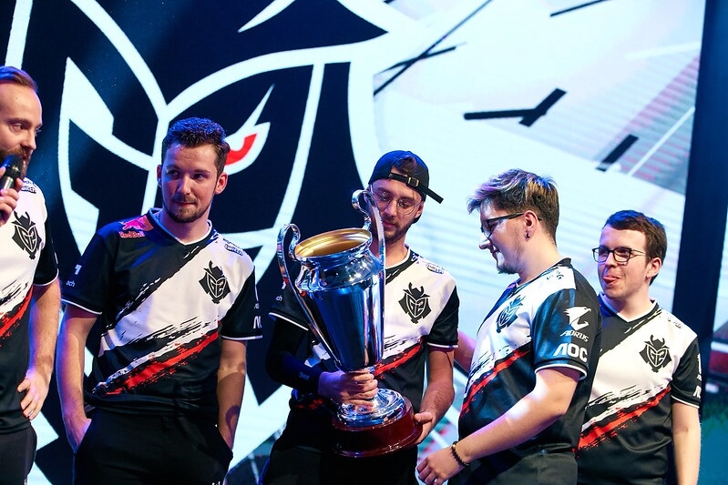 huNter-: "Ainda estamos lutando para fazer nosso melhor no online ...