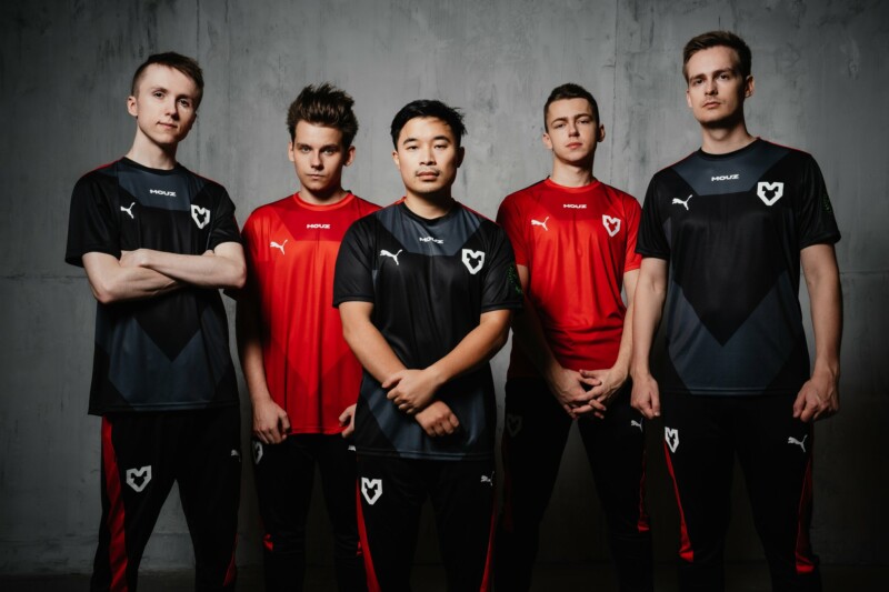 MOUZ fecha parceria com a PUMA e apresenta novo uniforme | DRAFT5 ...