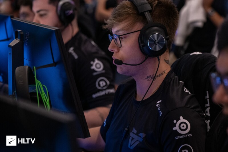 Team One abre mão de disputar finais da FiReLEAGUE 2022 no Camp Nou ...