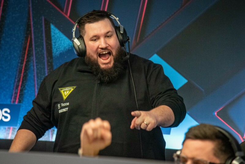 OFICIAL: Vitality anuncia saída de zonic, que está fechado com a ...