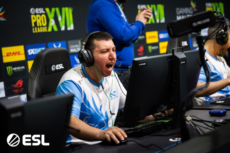 XANTARES apresenta conceito de adesivo para o Major de Paris feito pela ...