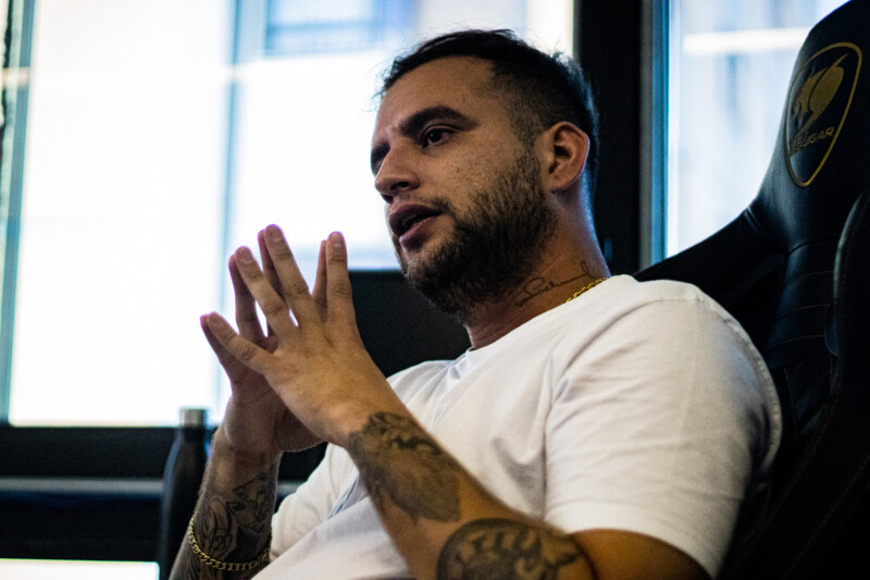 kNg anuncia pausa na carreira e fim da lineup principal d'O PLANO ...