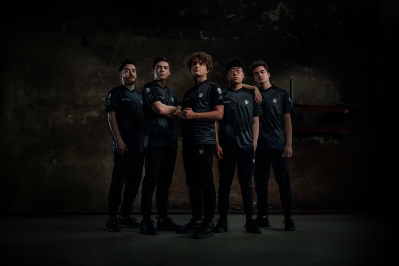 Liquid apresenta nova camisa em tons de preto | DRAFT5 - Notícias e ...