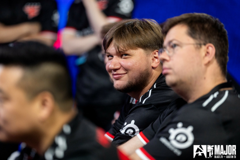 s1mple tira x1 com todos os jogadores da FaZe em novo video | DRAFT5 - Notícias e Coberturas CS